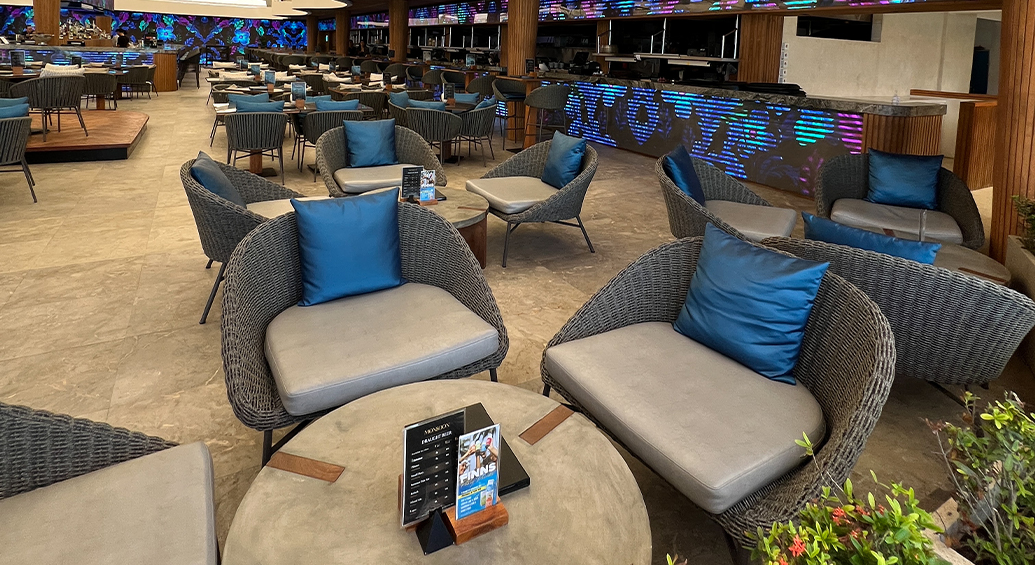 FINNS VIP Beach Club - Leder Haus